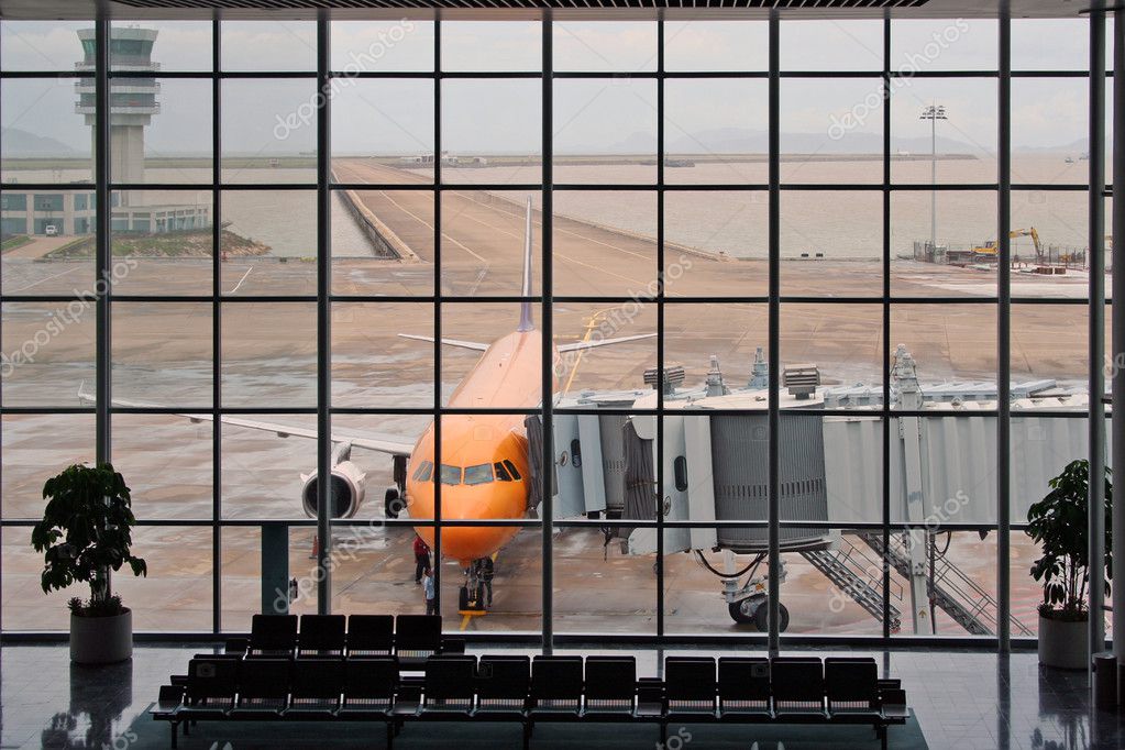 Empty airport Stock Photo by ©donsimon 2911612