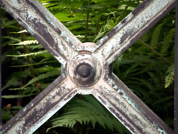 Portail dans le jardin Stock Photos, Royalty Free Portail dans le ...