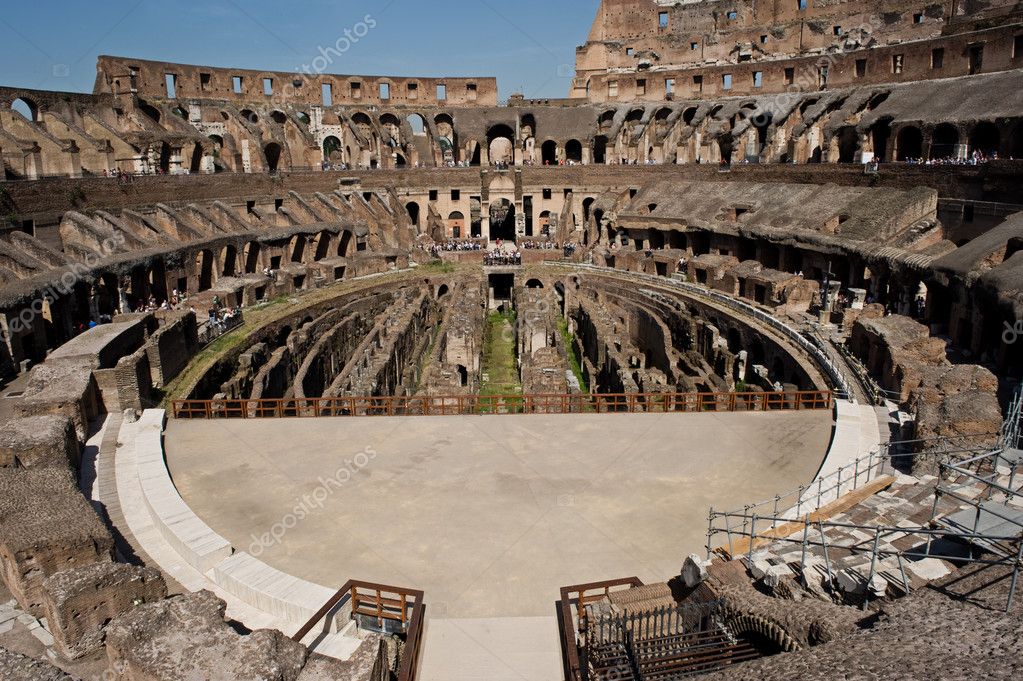 Arène du Colisée, vue intérieure — Photographie flemming © #3494873
